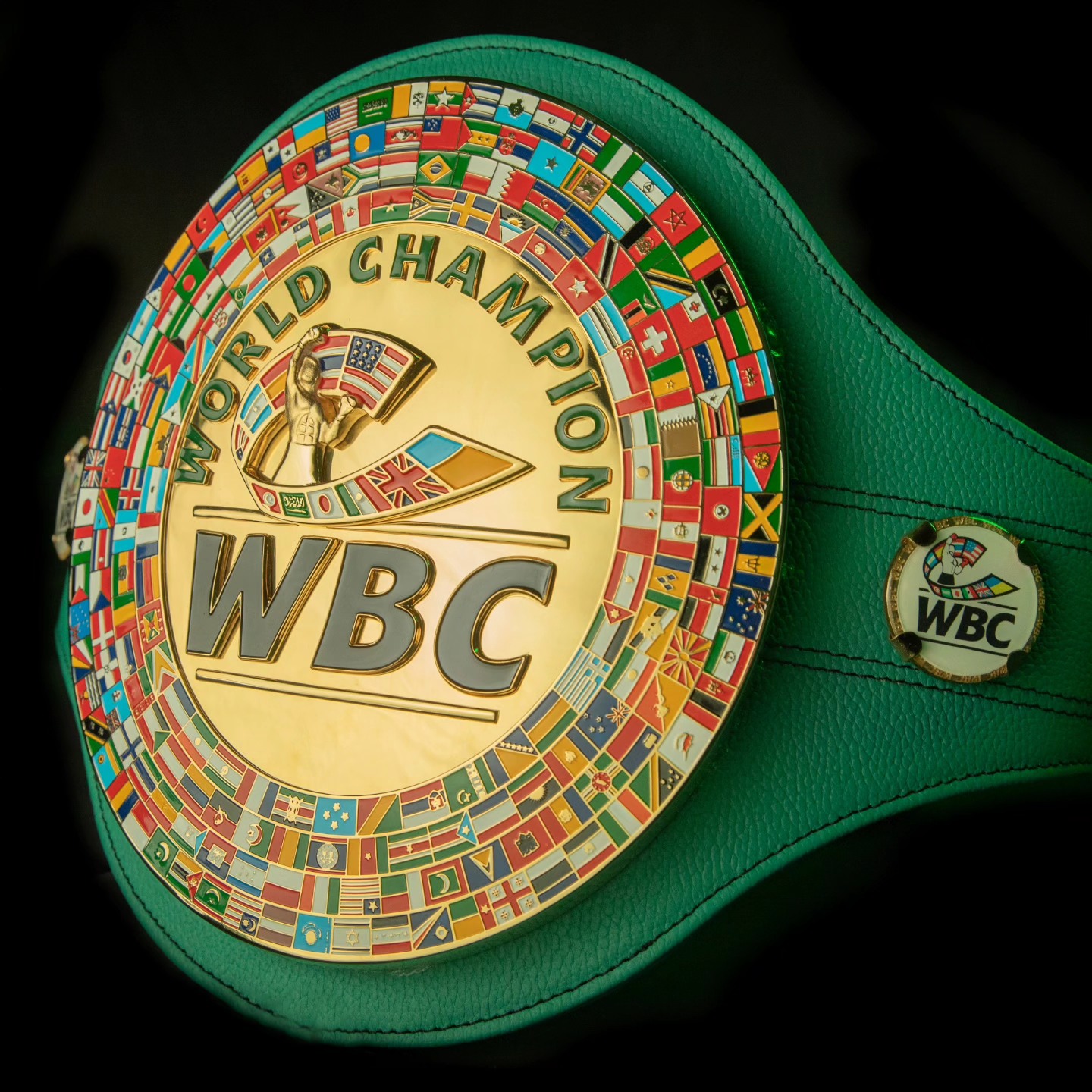 WBC Unveils Updated Championship Belt - Ready To Fight