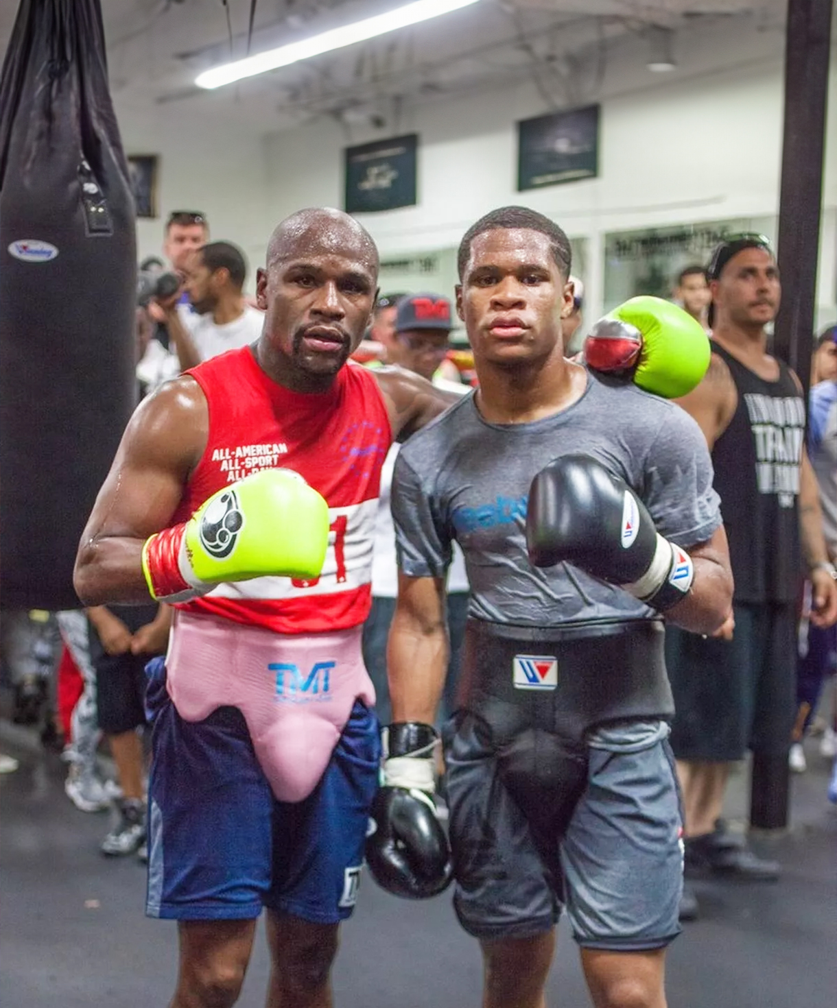 Floyd Moves to Exhibition Fights After Sparring Sessions with Haney ...