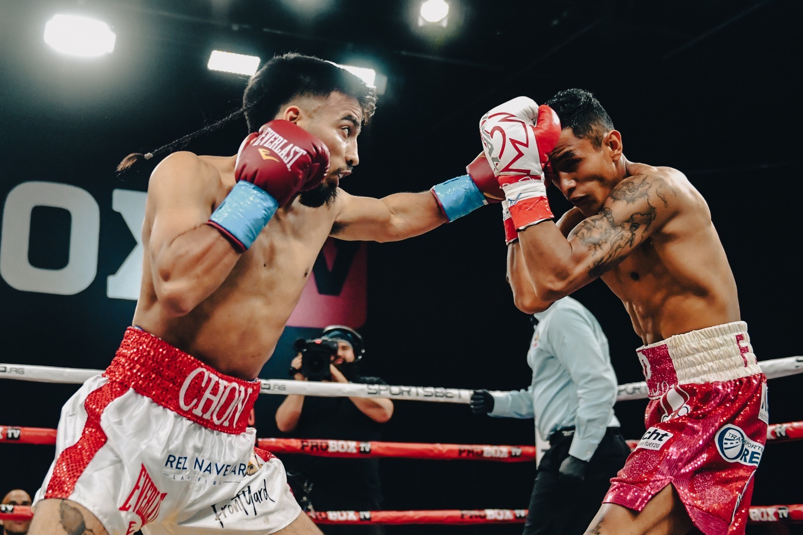 Cardenas Breaks Rodriguez's Jaw - Ready To Fight