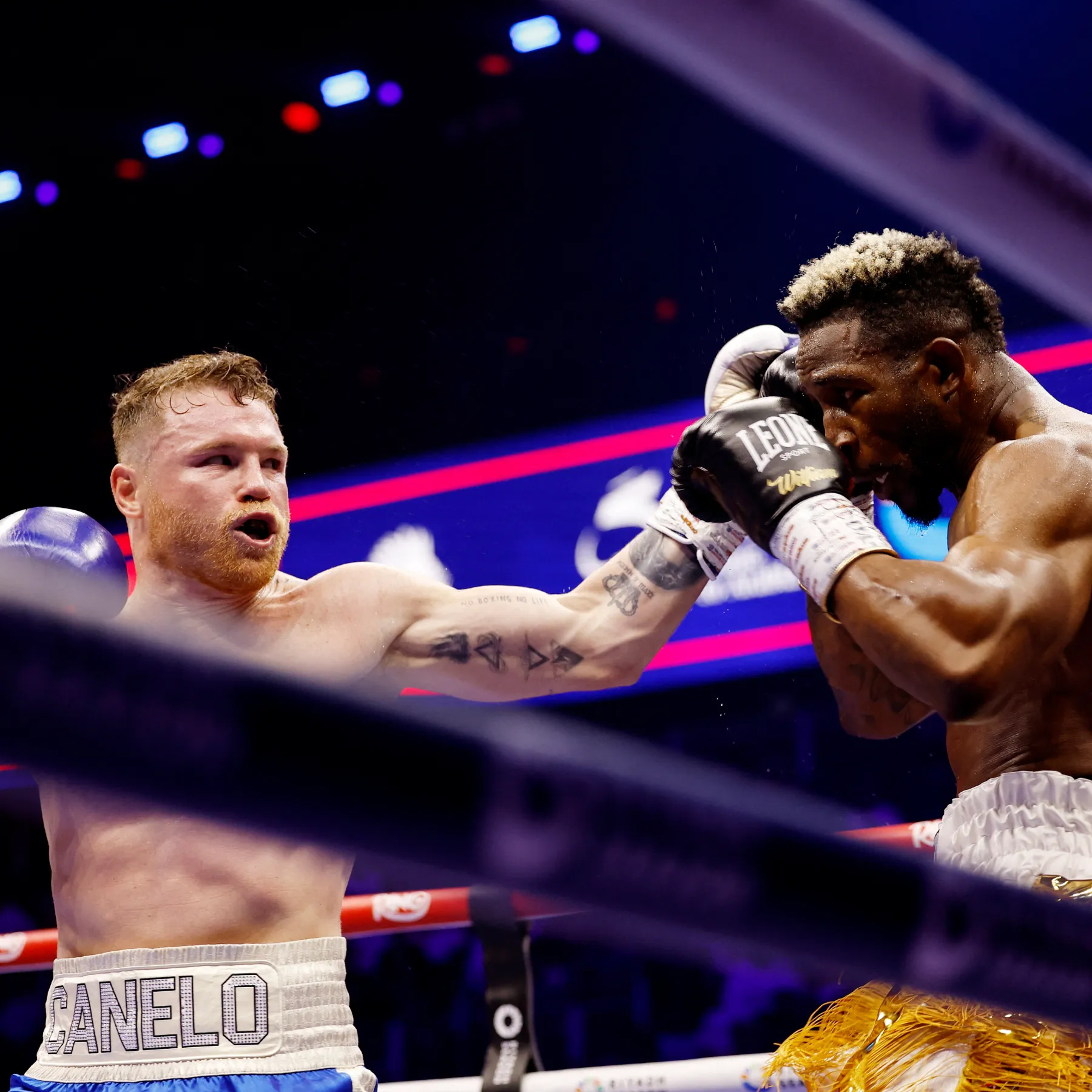 Canelo contra Scull: el combate de 12 rounds menos efectivo en la ...