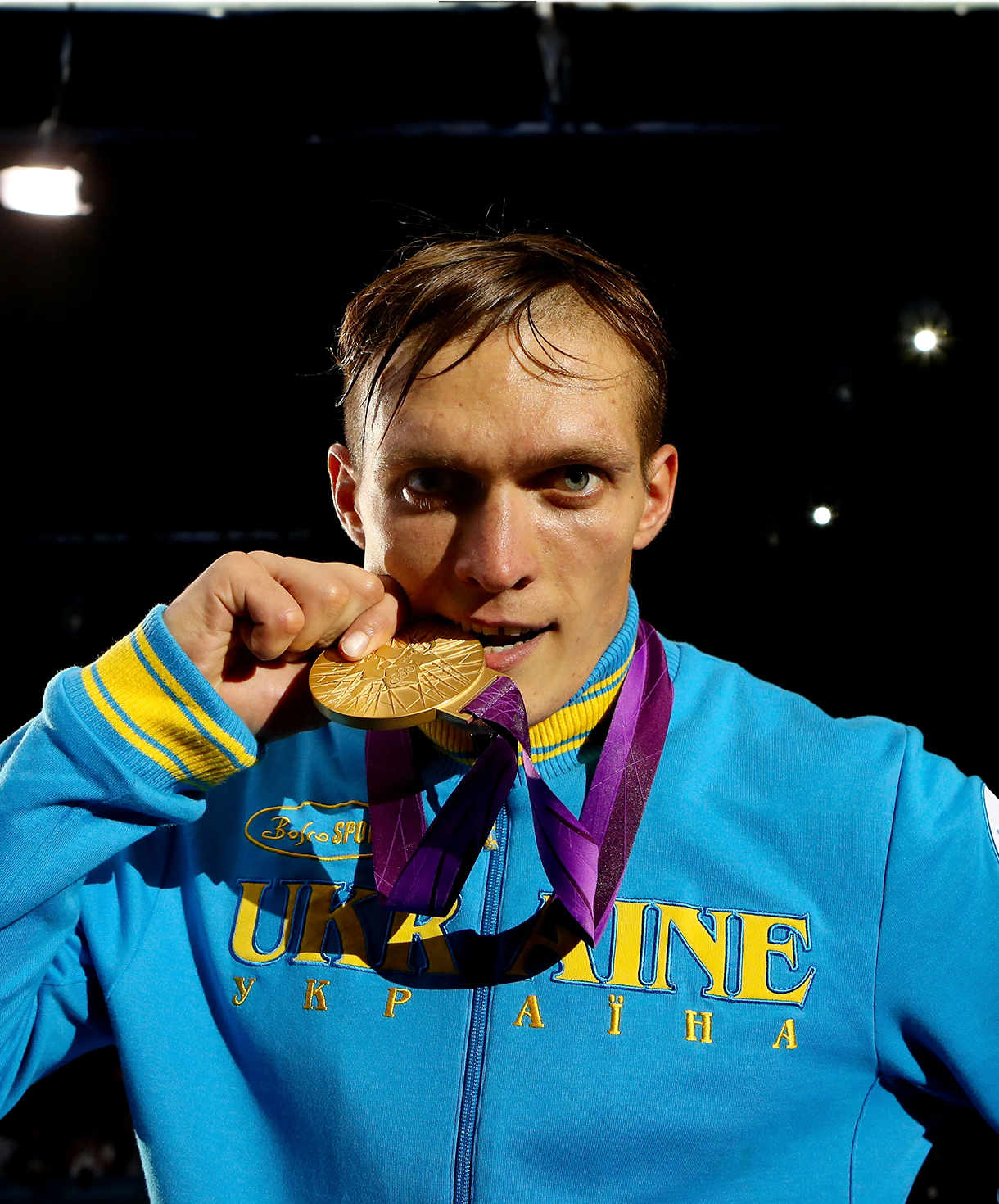 Usyk to Fund Prizes for Ukrainian Boxing Team at 2024 Olympics - Ready ...