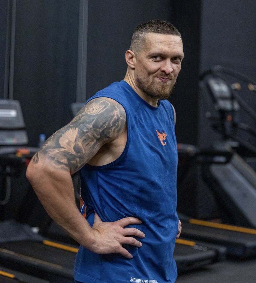 Usyk Reacts to Fury's Form: "Just a Greedy Belly" - Ready To Fight