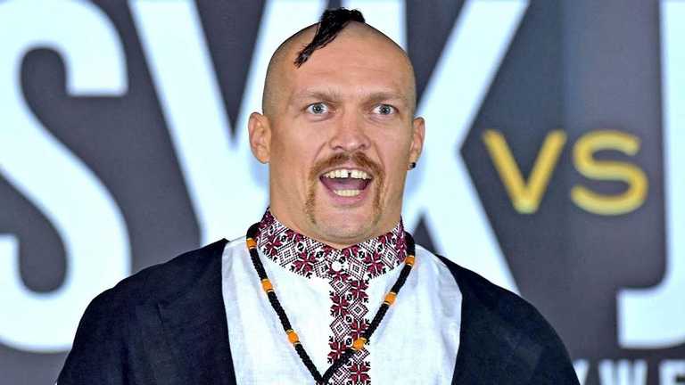 Usyk Unveils Post-Boxing Aspirations: A Political Career and a ...