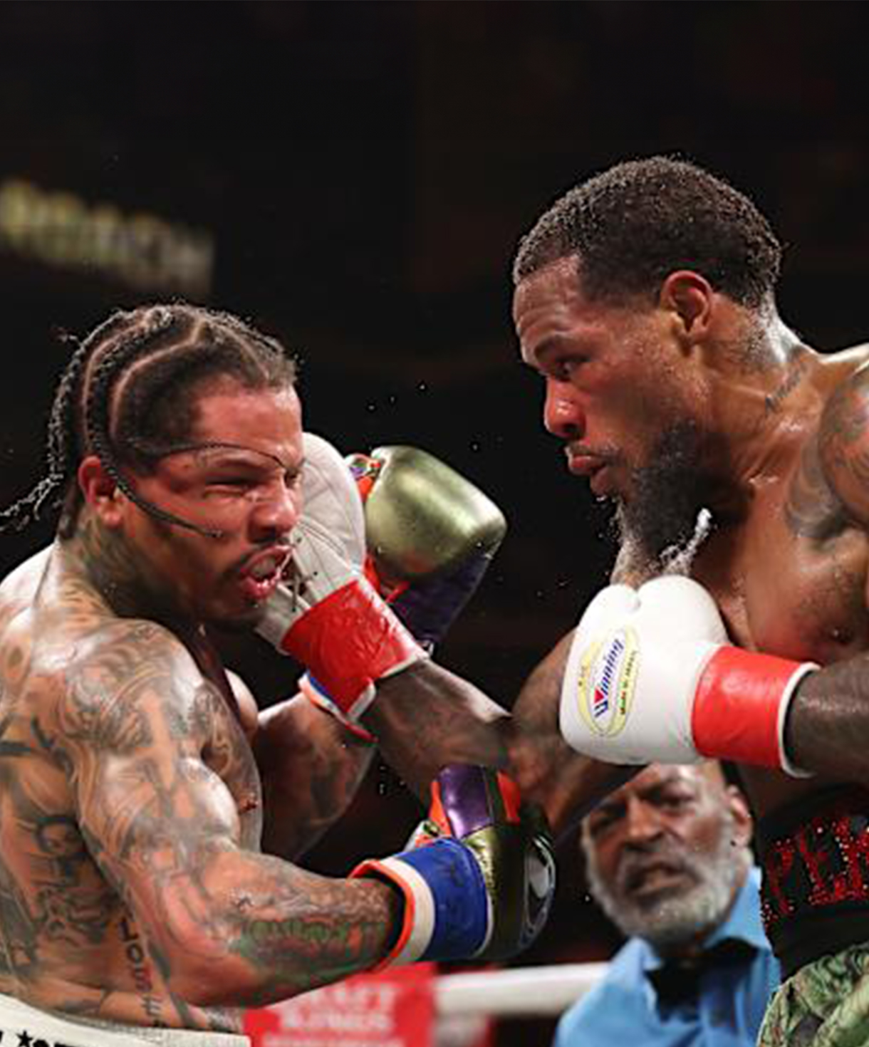 "Time for the Dwarf to Look at Himself" – Boxing World Reacts to Davis ...